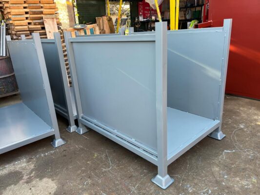 Internally Lined with Sheet Metal Stillage - Quickfit Metal Pallets and ...