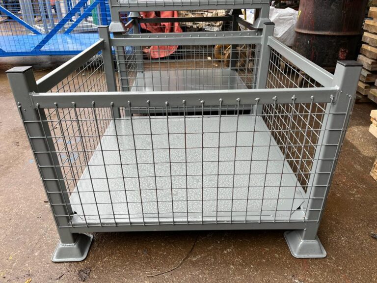 Mini Cage 1M x 1M x 680 - Quickfit Metal Pallets and Stillages