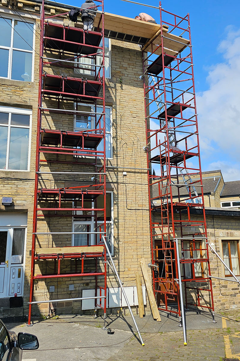 Steel Scaffold Towers - Quickfit Metal Pallets and Stillages
